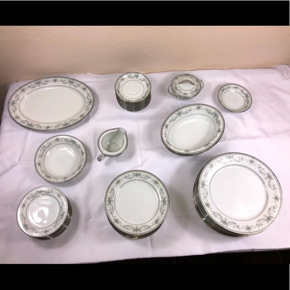 Noritake | Dining | New Noritake Set Of 47 Japan Dinnerware | Poshmark